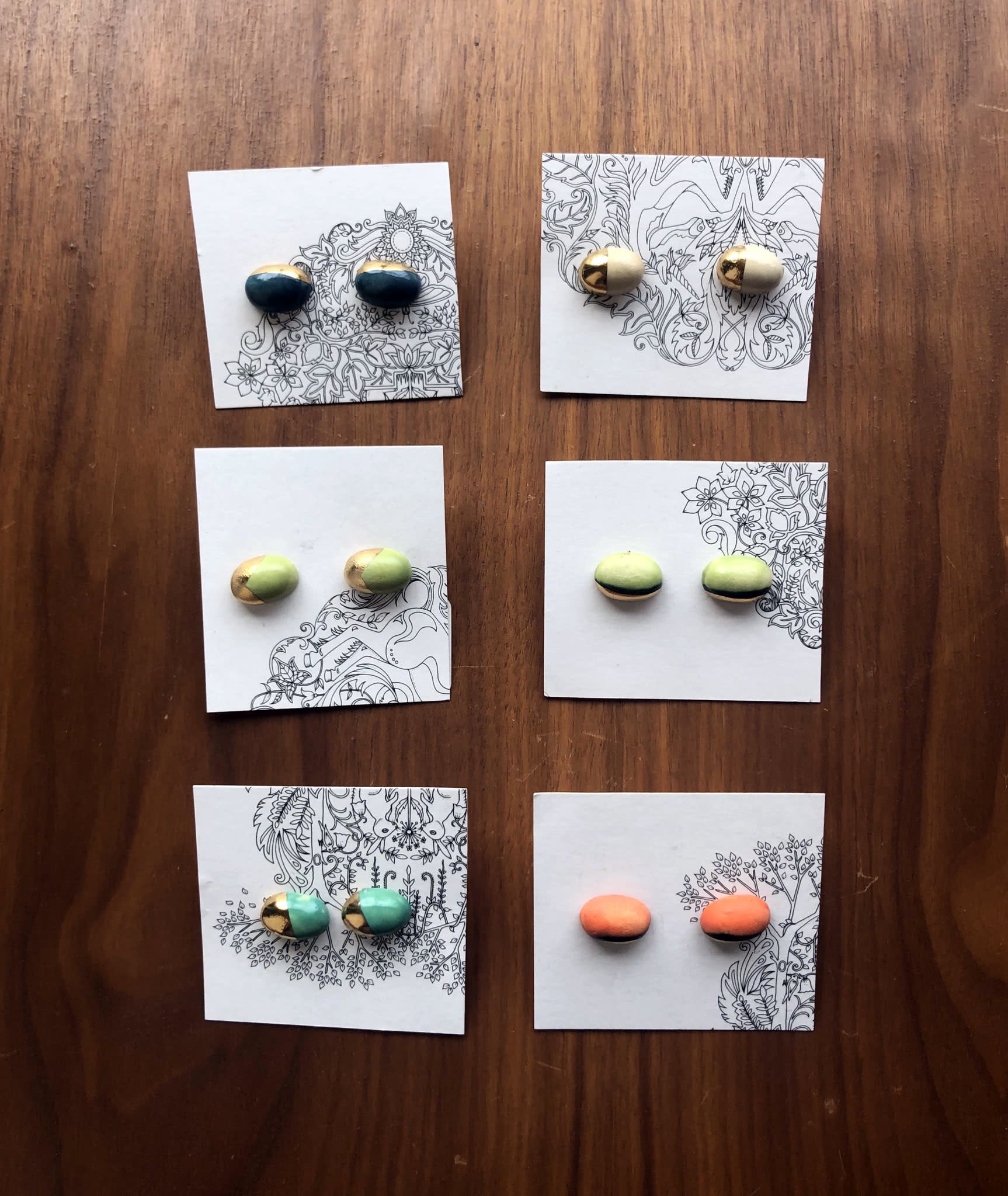 Color Block Stud Earrings - Daiseye