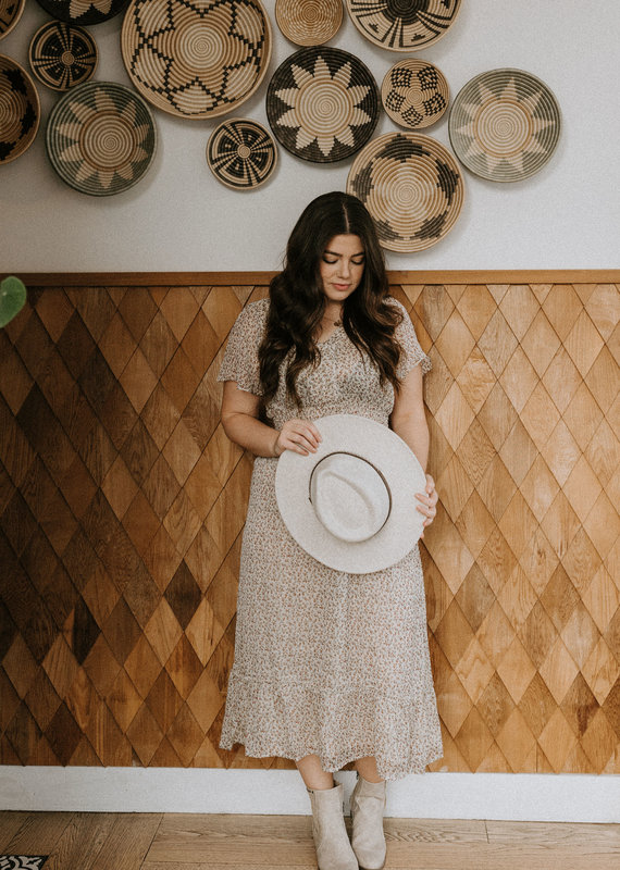 Dresses : Hunnis Women's clothing store in Langley & Chilliwack, or ...