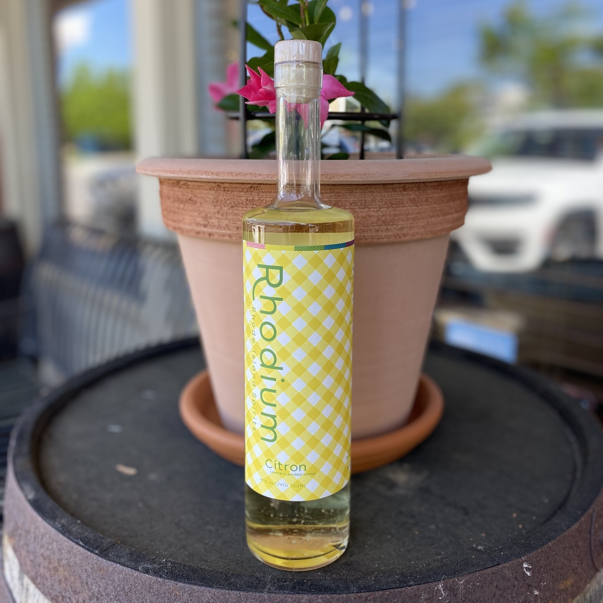 RHODIUM 'CITRON' LEMON FLAVORED VODKA LOCAL RI 750ML - Grapes & Grains