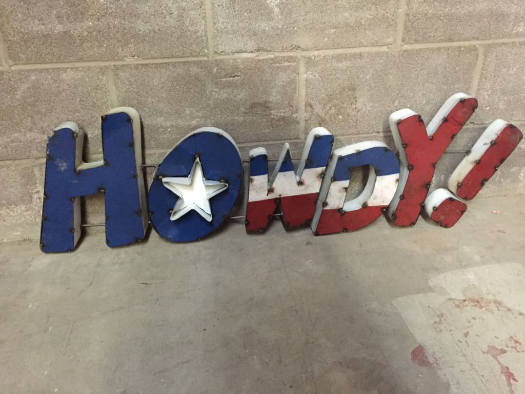 Red White and Blue Howdy Sign - WOW Warehouse
