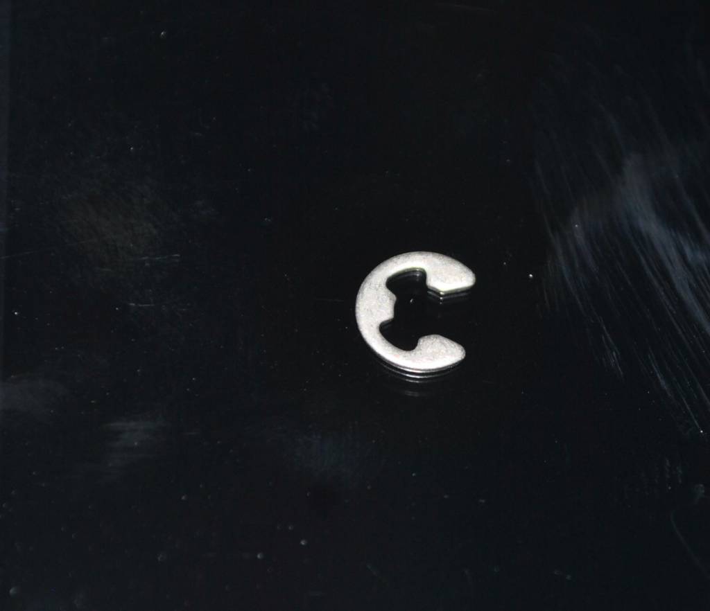 Shimano C-Clip Retainer - 1116109 - DadsOleTackle