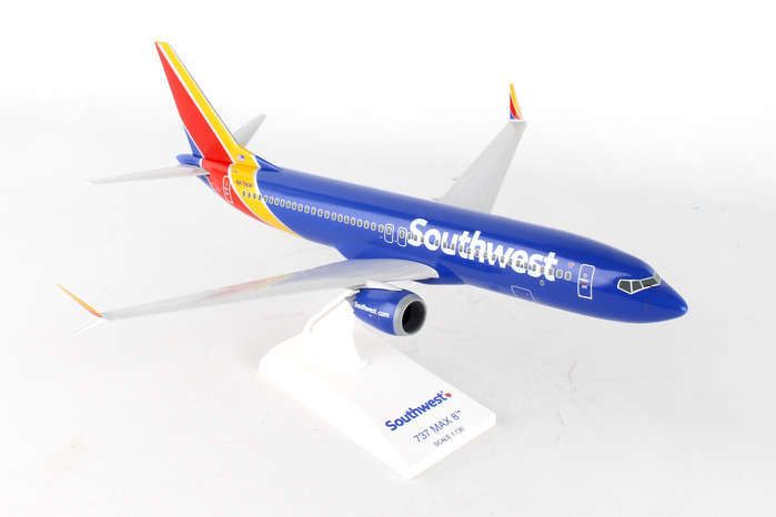 737 MAX8 Southwest 1:130 W/Wifi Dome - avworld.ca