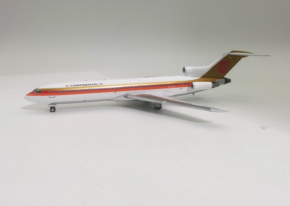 B727-200 Continental Airlines meatball livery N79745 1:200 - avworld.ca