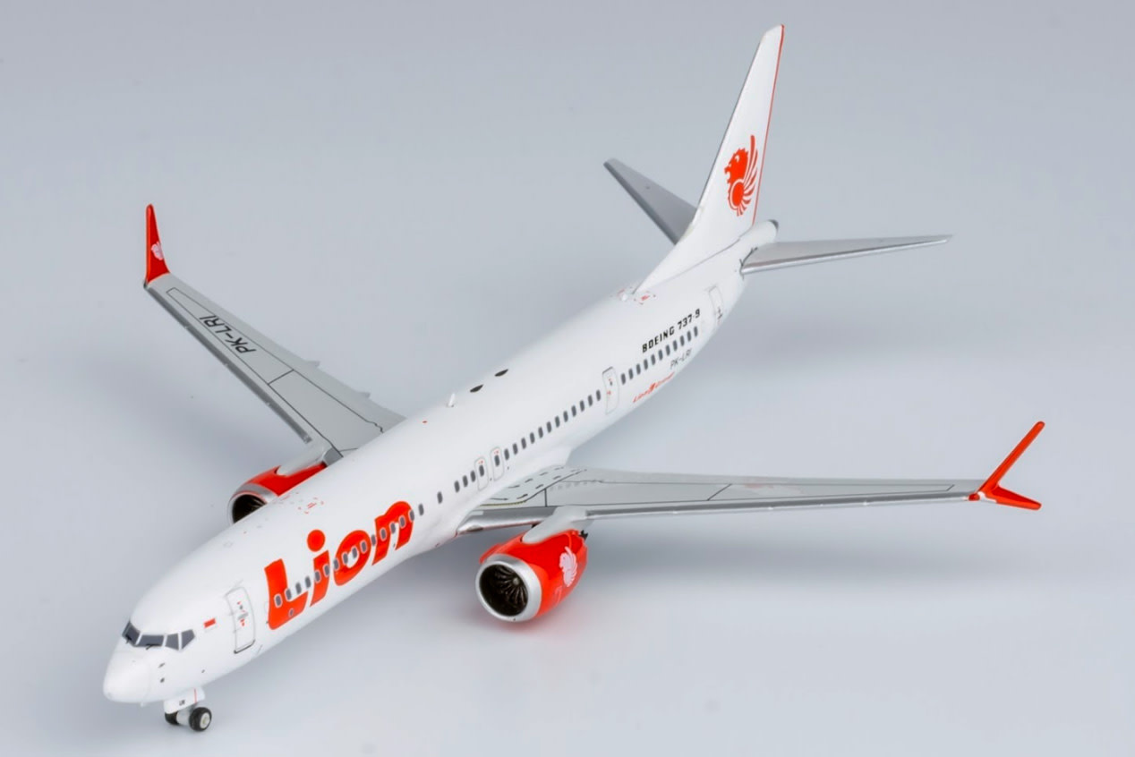 B737-9 MAX Lion Air PK-LRI 1:400 - avworld.ca
