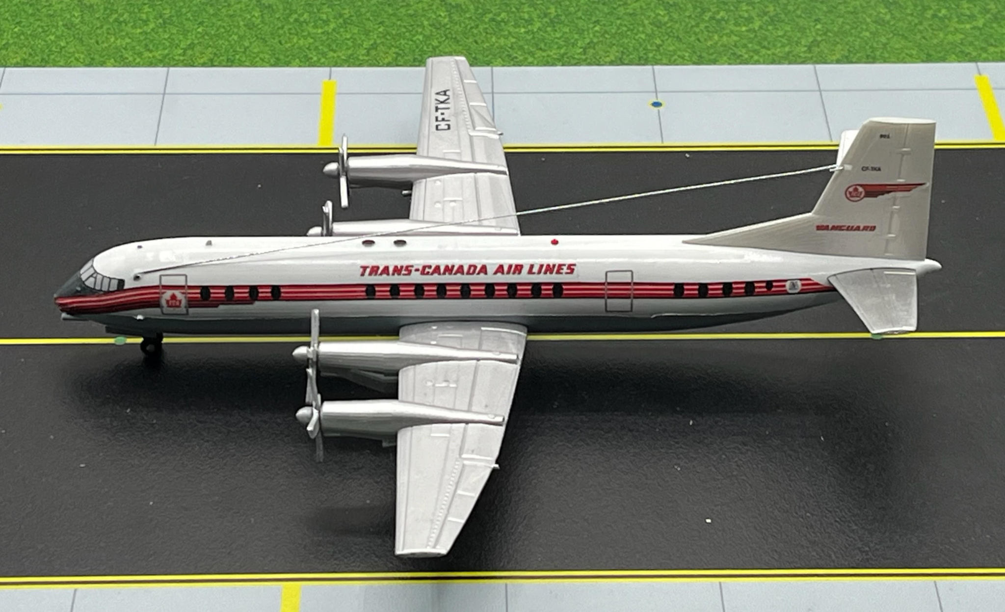 Vanguard TCA Trans Canada Airlines 1:200 (3d printed resin) - avworld.ca