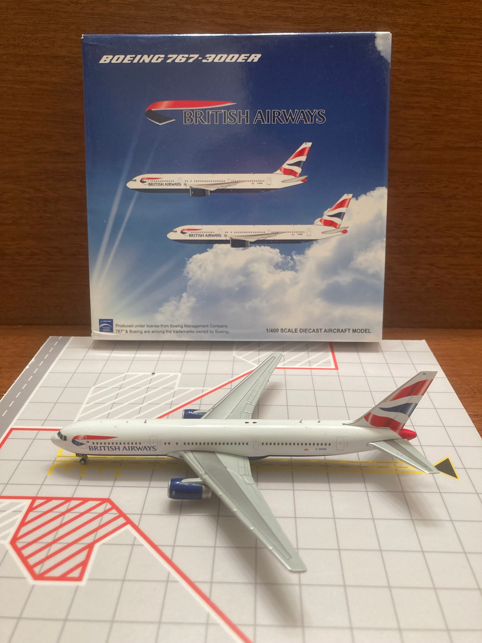 B767-300ER British Airways Union Jack livery G-BNWA 1:400 **Collection ...