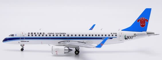 ERJ-190LR China Southern Airlines 800th E-Jet: B-3199 1:400 +pre-order+ ...