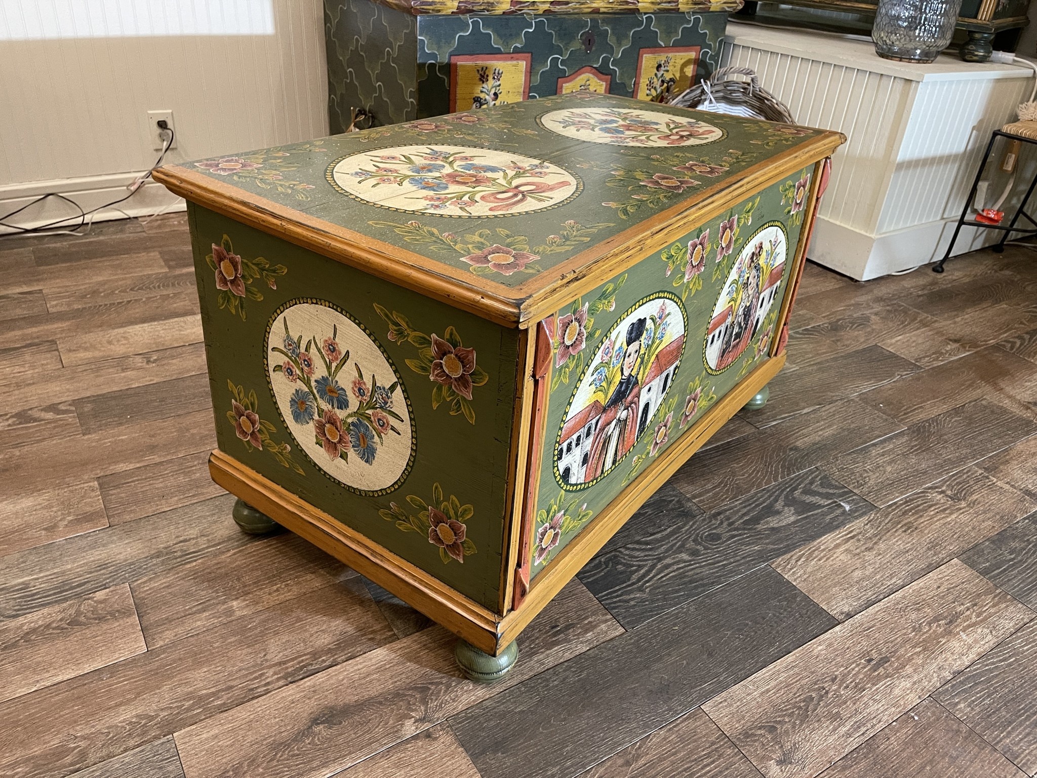 Hand-Painted Green Trunk With Bohemian Queen & Florals - European Splendor®