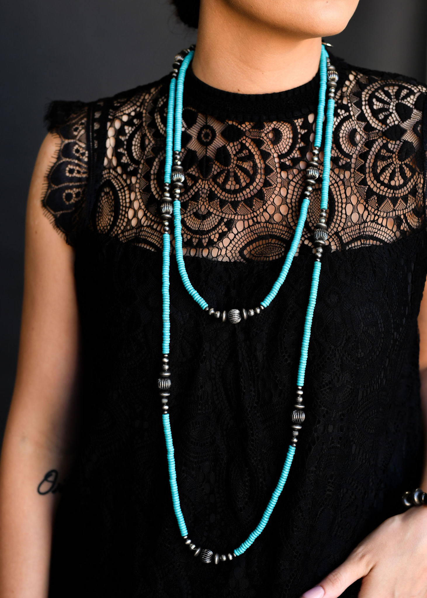West necklace store