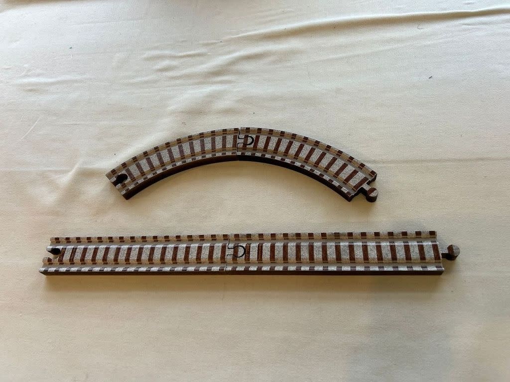 Maple Landmark NT Track Curve - SeashoreTrolleyMuseum