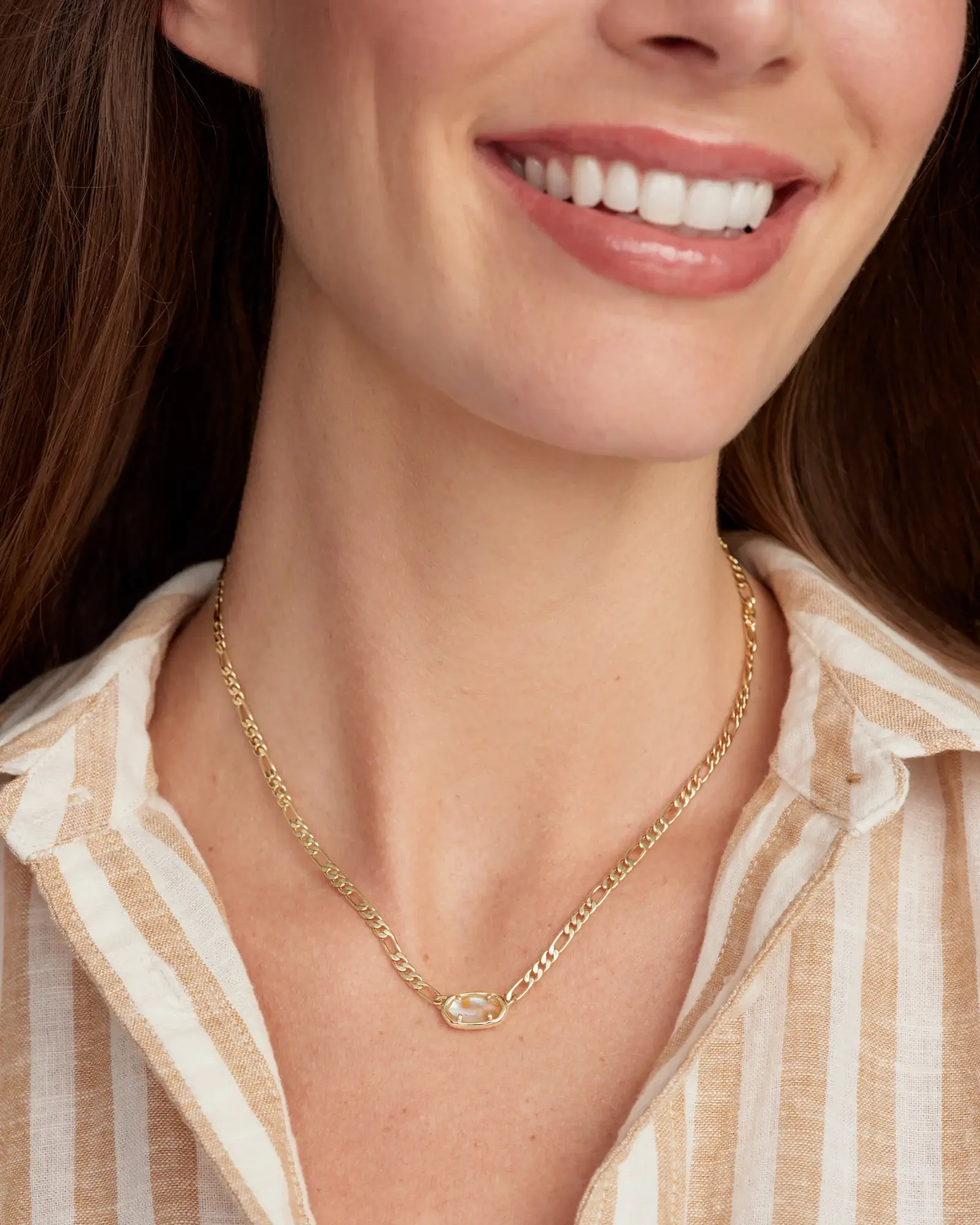 KENDRA SCOTT Elisa Figaro Chain Short Pendant Necklace - Amber Marie ...