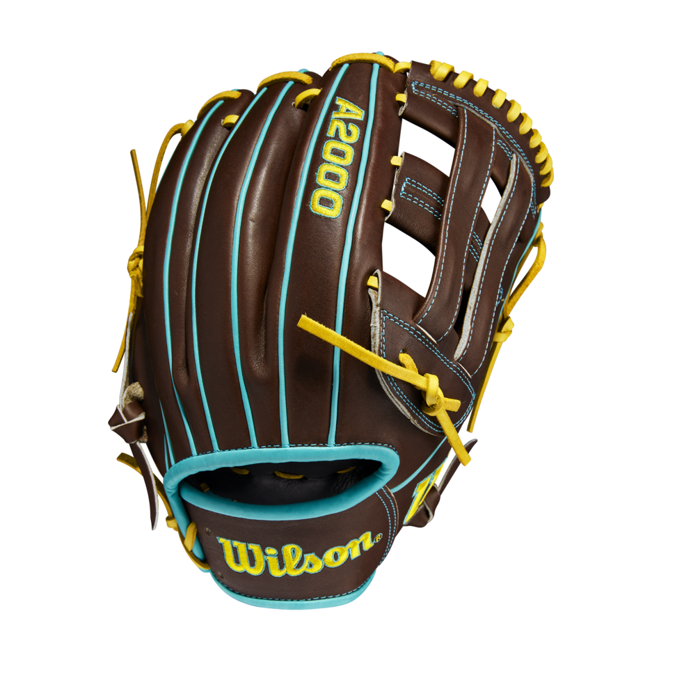 Wilson GOTM - Custom A2000 DW5 12" Infield Baseball Glove - February ...