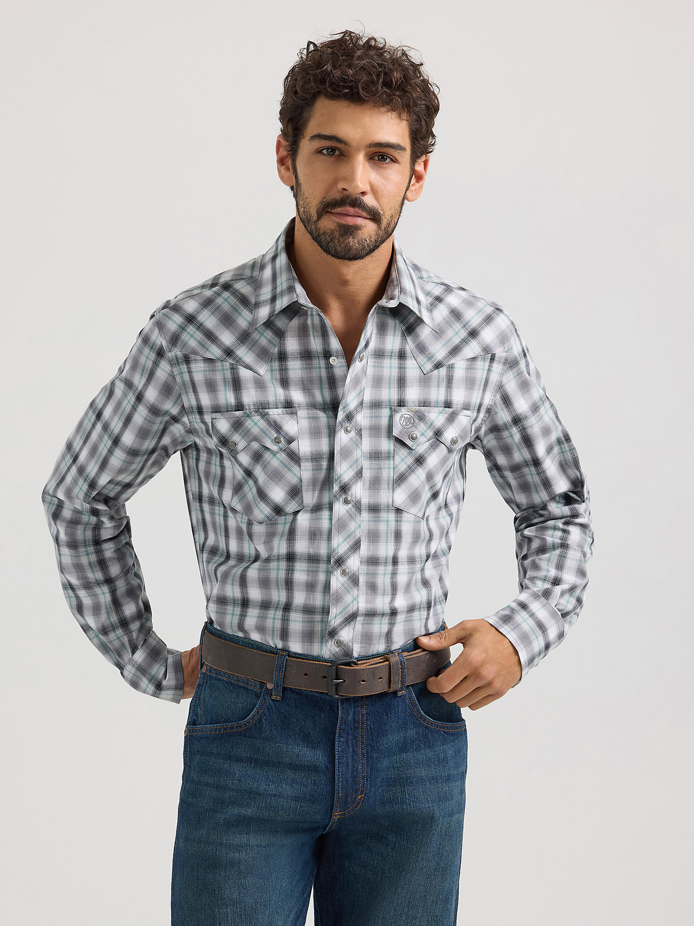 Wrangler Men's Retro Long-Sleeve Sawtooth Snap Pocket Western Shirt ...