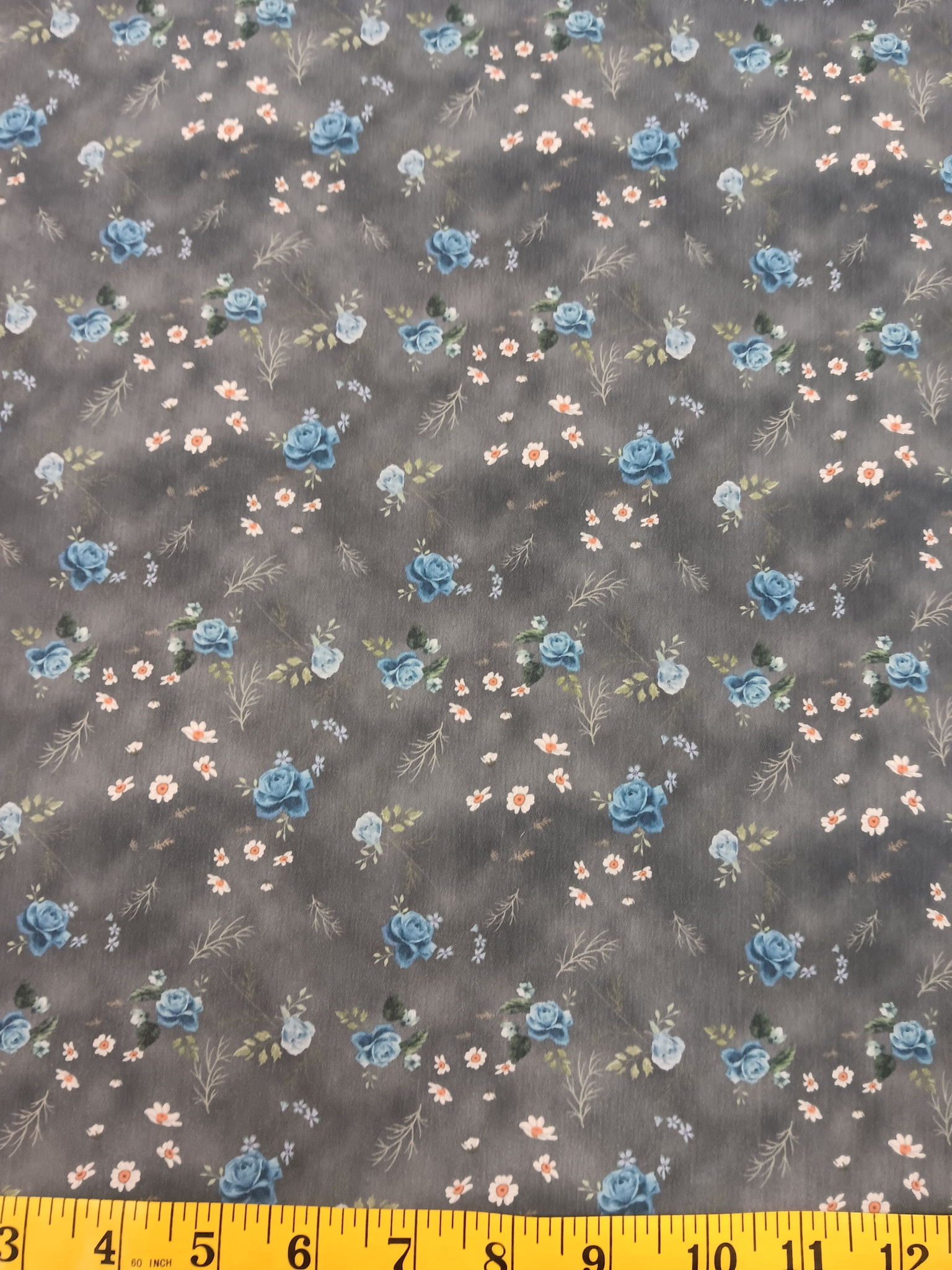 Colorwave Creations Yard of Crinkle Poly, Victoria II Fabric ...