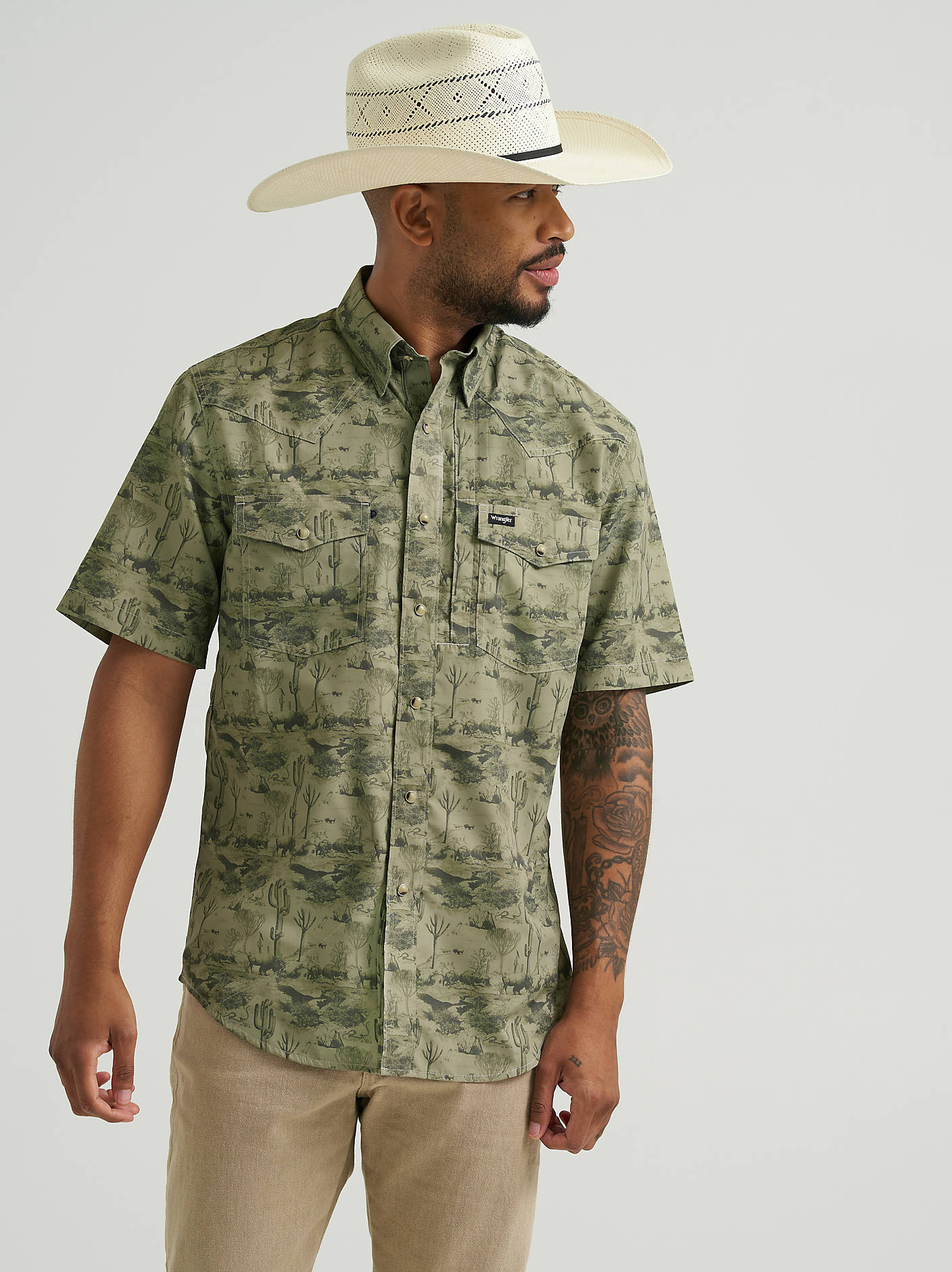 Wrangler Men's All Terrain Gear Print Performance Shirt - Traditions ...