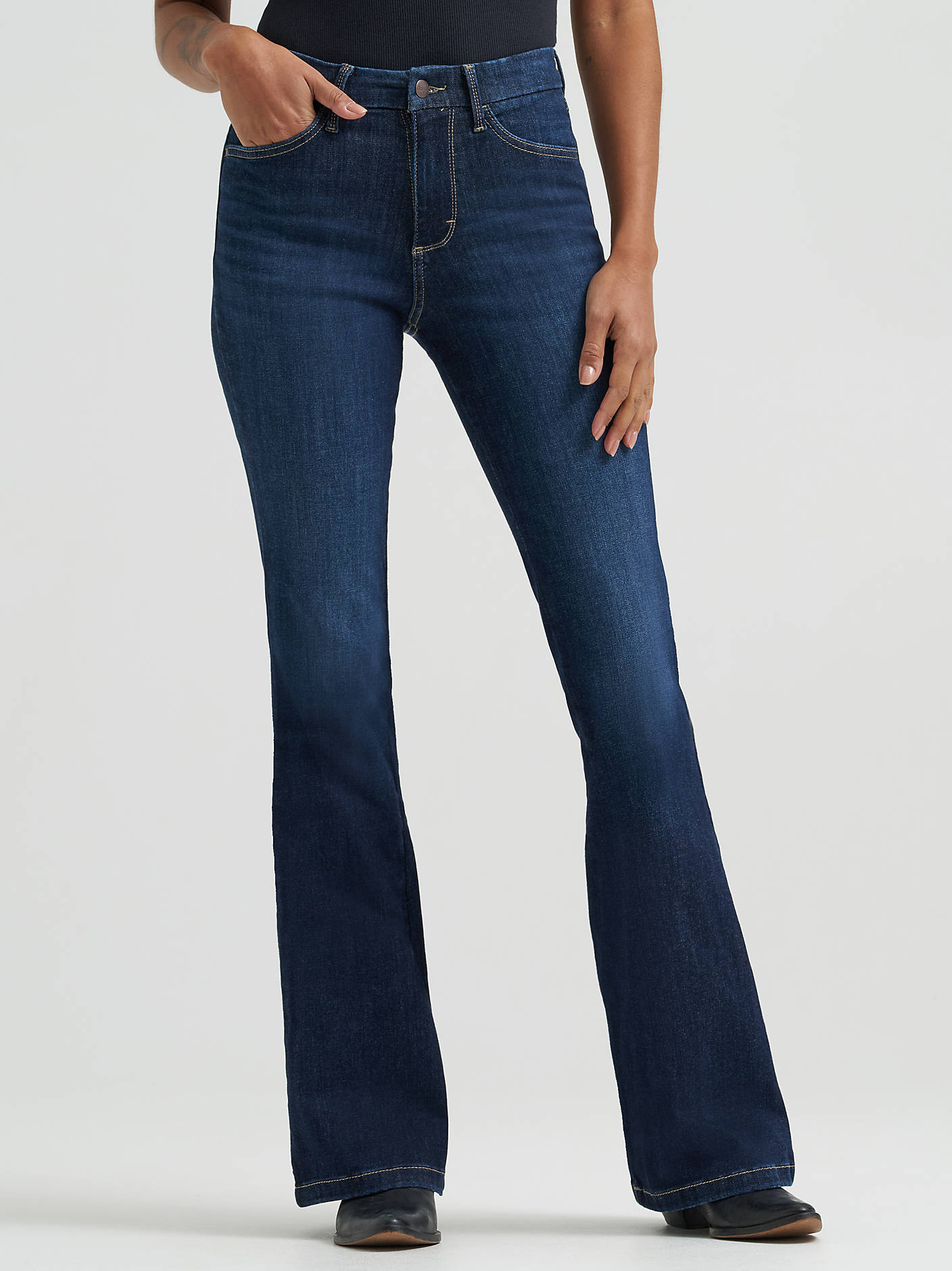 Wrangler Women's Wrangler Bespoke High Rise Flare Jean - Traditions ...