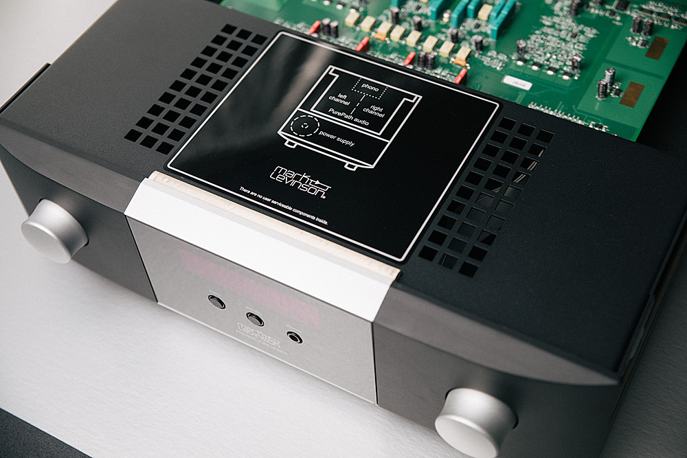 Mark Levinson No 5206 Preamplifier Shop Online AV Luxury Group Mark Levinson No 5206 Preamplifier Shop Online AV Luxury Group