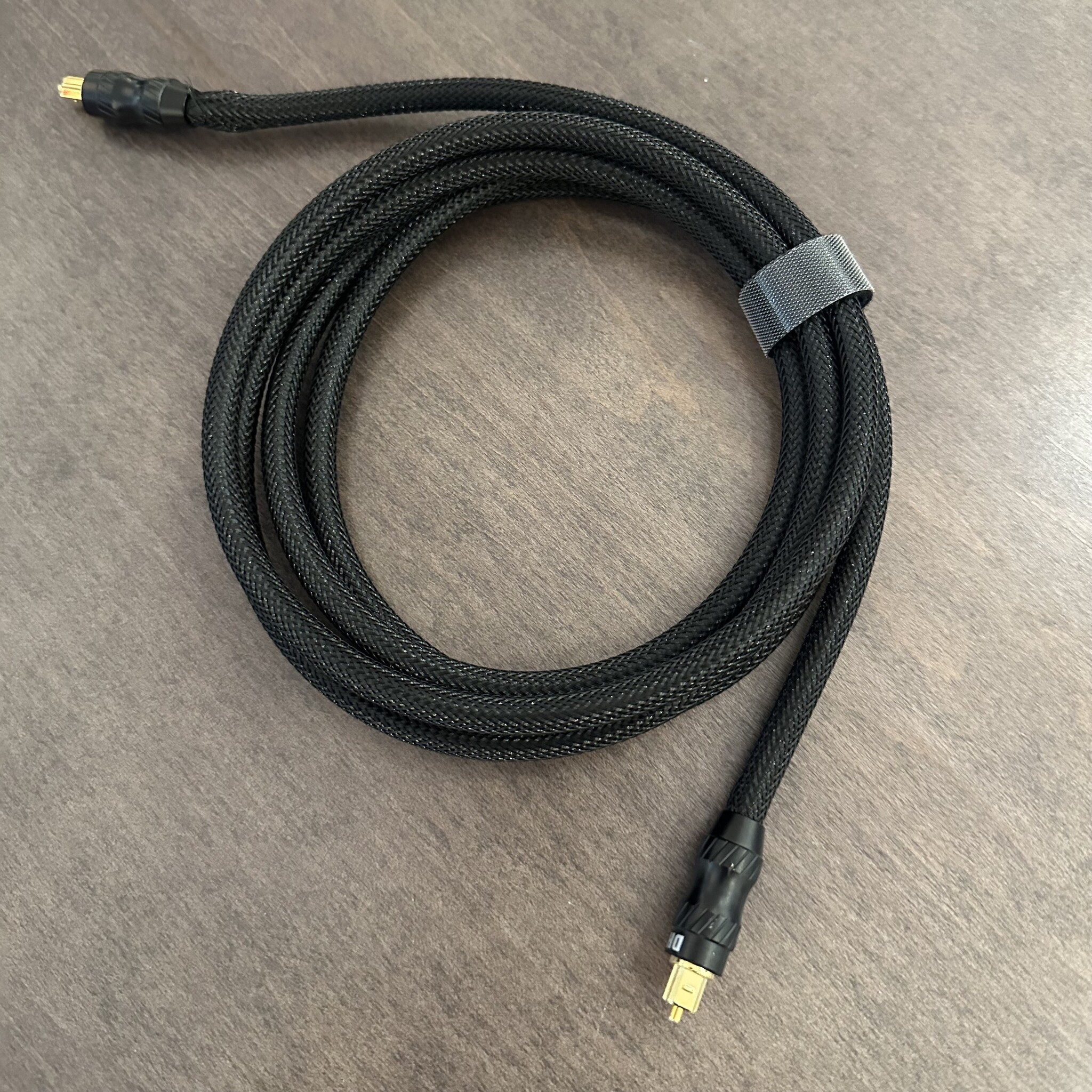 DH Labs Glass Master Toslink , 2 meter ( Showroom Demo ) - AV Luxury Group