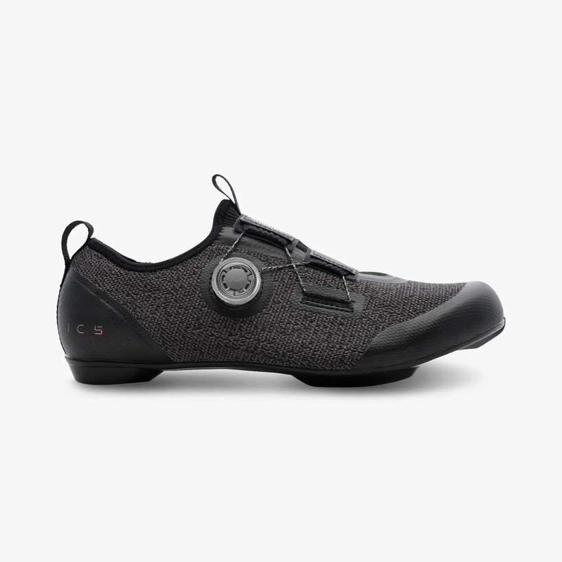 Shimano IC5 - SH-IC501 Shoes Black, 41.0 - Vermont Bicycle Shop