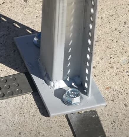 POSTMASTER W/ WELDED BASEPLATE - CONCRETE MOUNT - SWi Fence & Supply