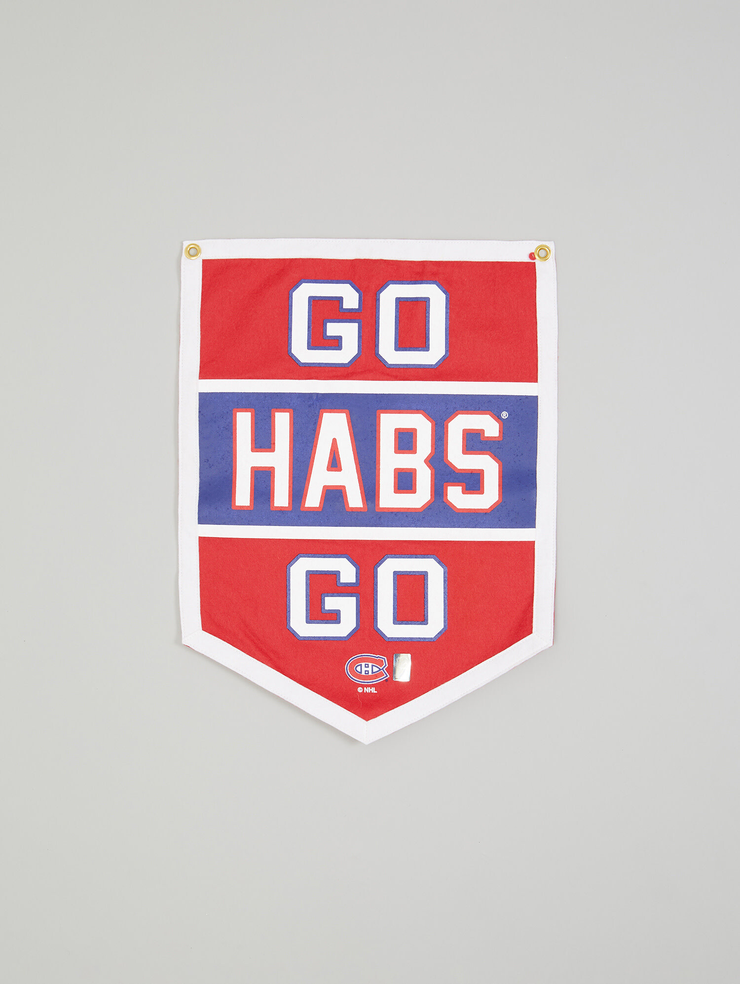 18"x24" "GO HABS GO" Banner - Tricolore Sports