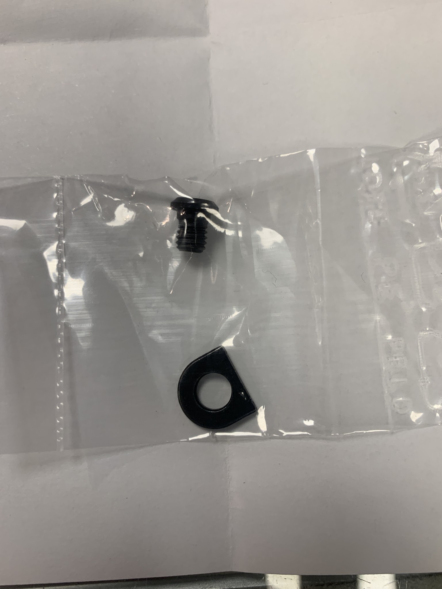 RD R8000 CABLE FIXING BOLT PLATE REV Endurance Sports RD R8000 CABLE FIXING BOLT PLATE REV Endurance Sports