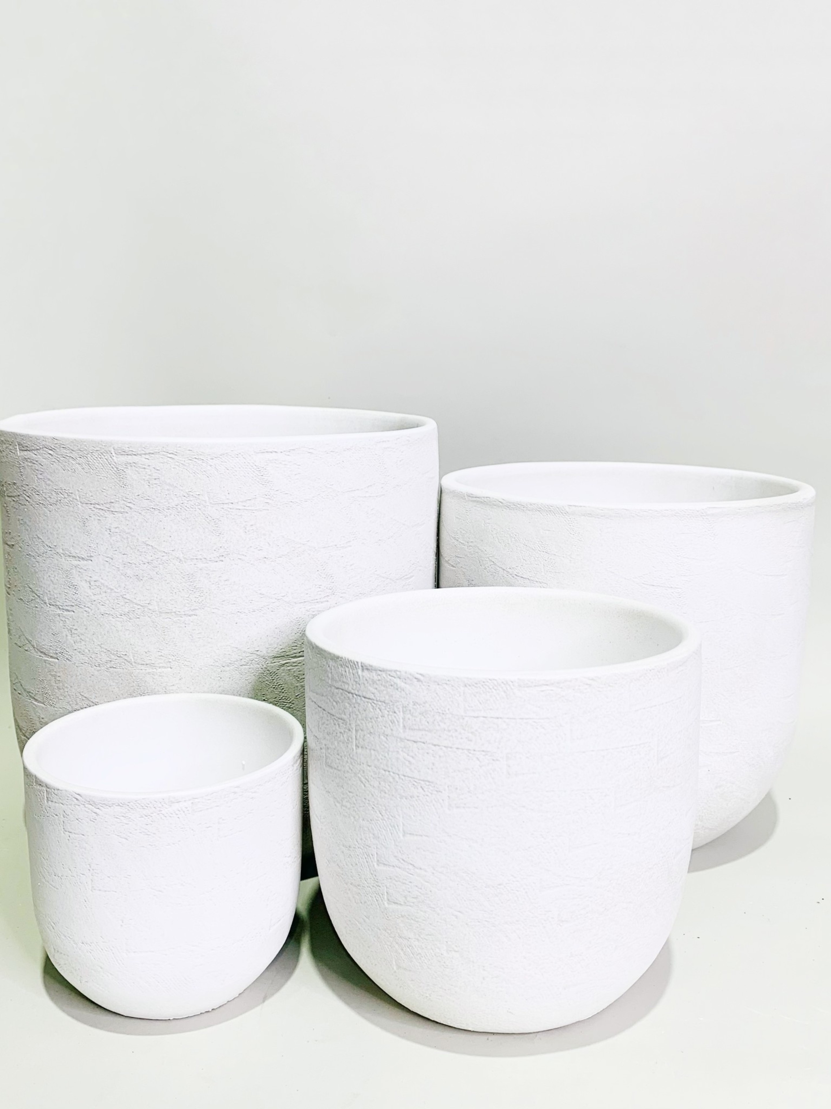 Planters | Plants & Pots | Dutch Growers Saskatoon - Dutch Growers ...