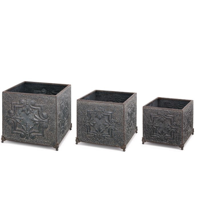 Planters | Plants & Pots | Dutch Growers Saskatoon - Dutch Growers ...