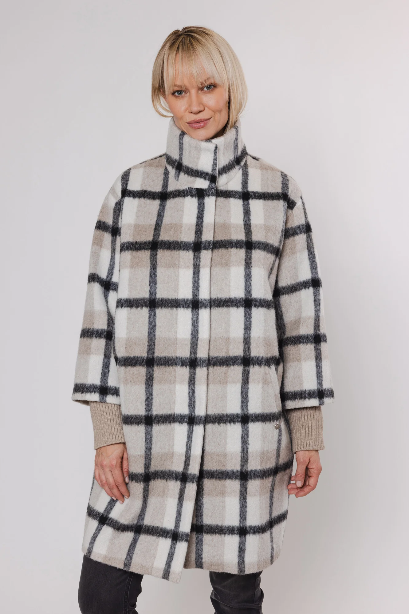 Deva Coat - White Bull Clothing Co