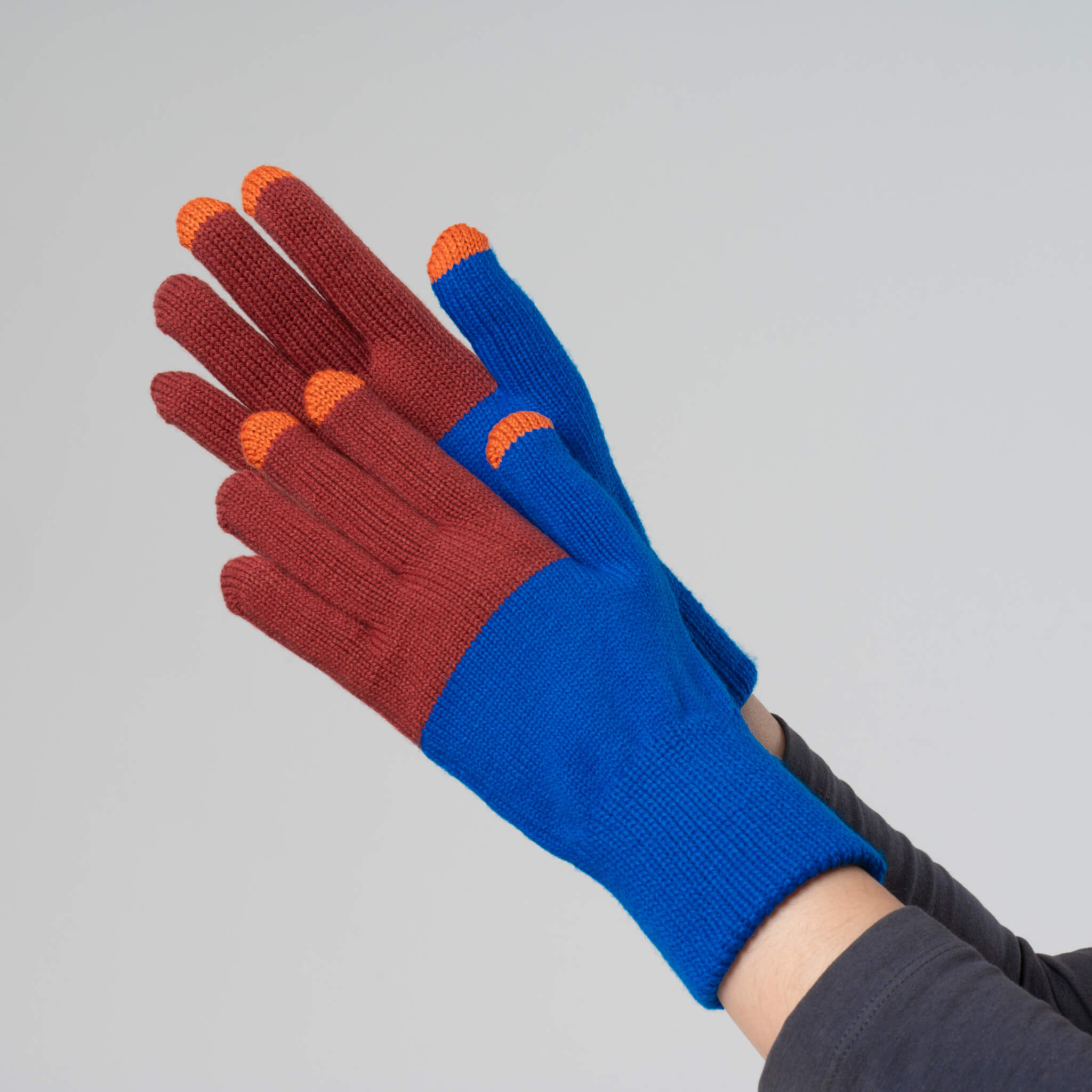 Verloop Colorblock Touchscreen Gloves Ruby Cobalt O/S - Woods Grove