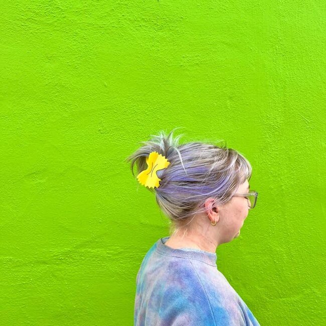 The Peach Fuzz The Peach Fuzz Farfalle Pasta Hair Claw - Woods Grove