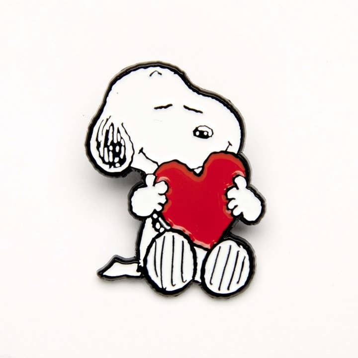 Peanuts Give Hugs Pin - Heart - Woods Grove