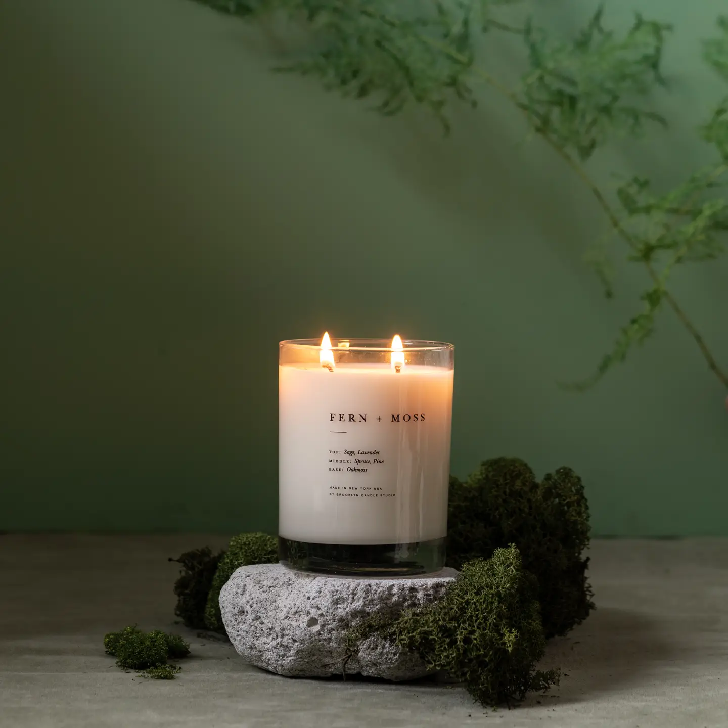 Classic 2-Wick Candle Fern & Moss - Woods Grove