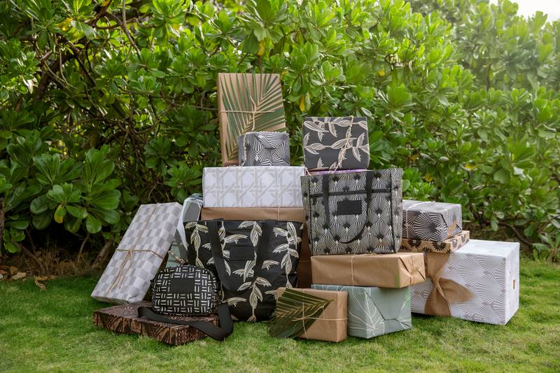 ADORE CLOTHING - Adore