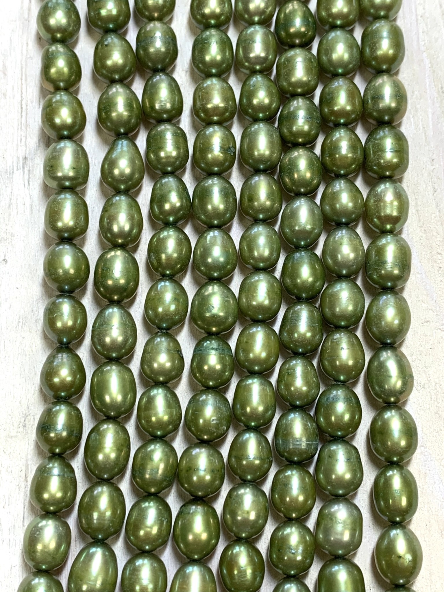 Rice Pearls Saige Green Strand - da Bead Shop