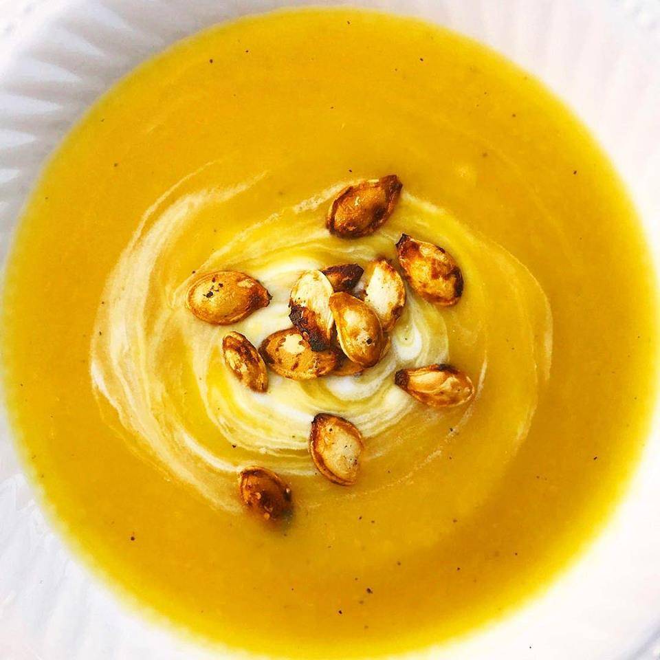 Potage de citrouille, pomme & cari - Les Trois Chefs