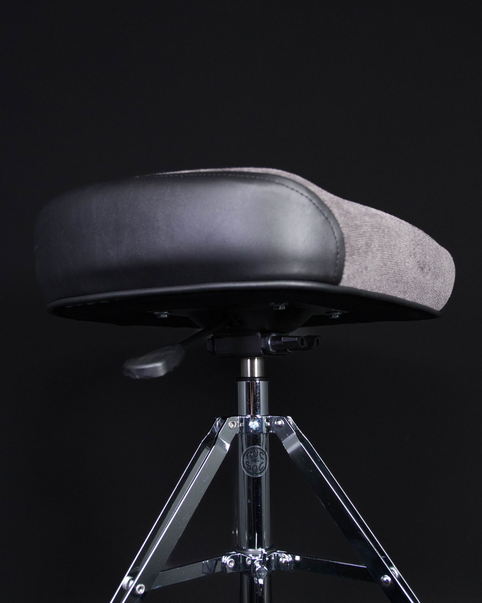 Roc-N-Soc Extended Base Square Throne - Grey - Sims Music