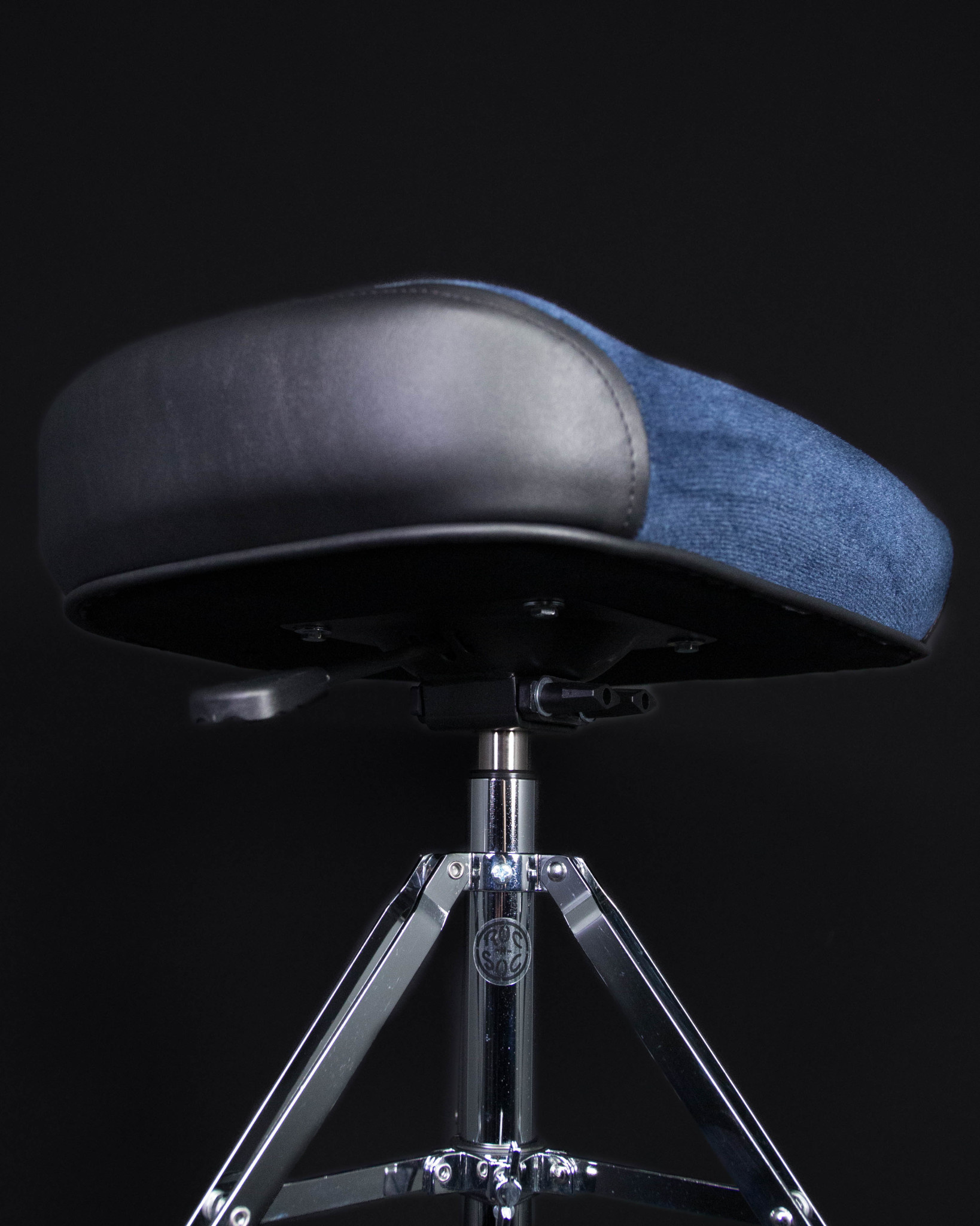 Roc-N-Soc Extended Base Square Throne - Blue - Sims Music