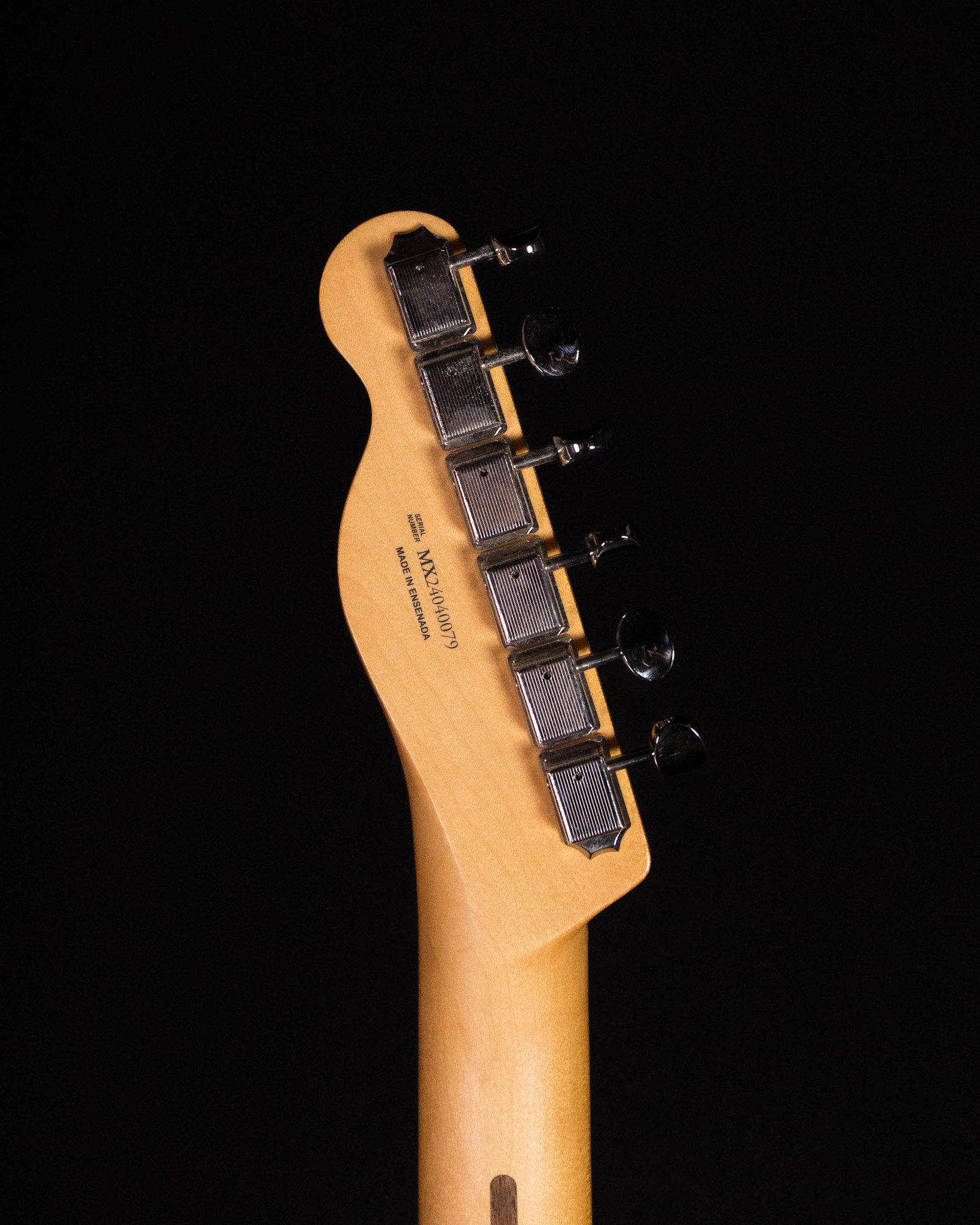 Fender Player II Telecaster, Maple FB, 3-Color Sunburst Fender Player II Telecaster, Maple FB, 3-Color Sunburst