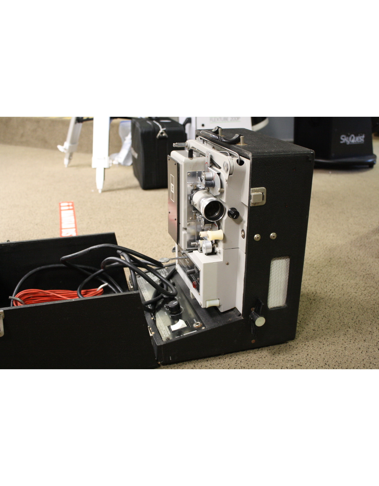 Kodak Pageant Model 250S-R 16mm Projector - Camera Concepts & Telescope ...