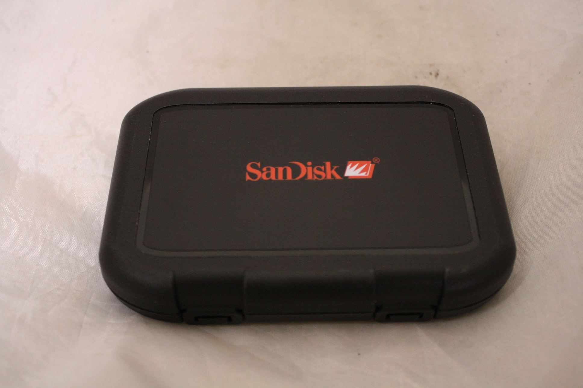 Heavy Duty Memory Card Wallet (Holds 4 Cards)) - Camera Concepts ...