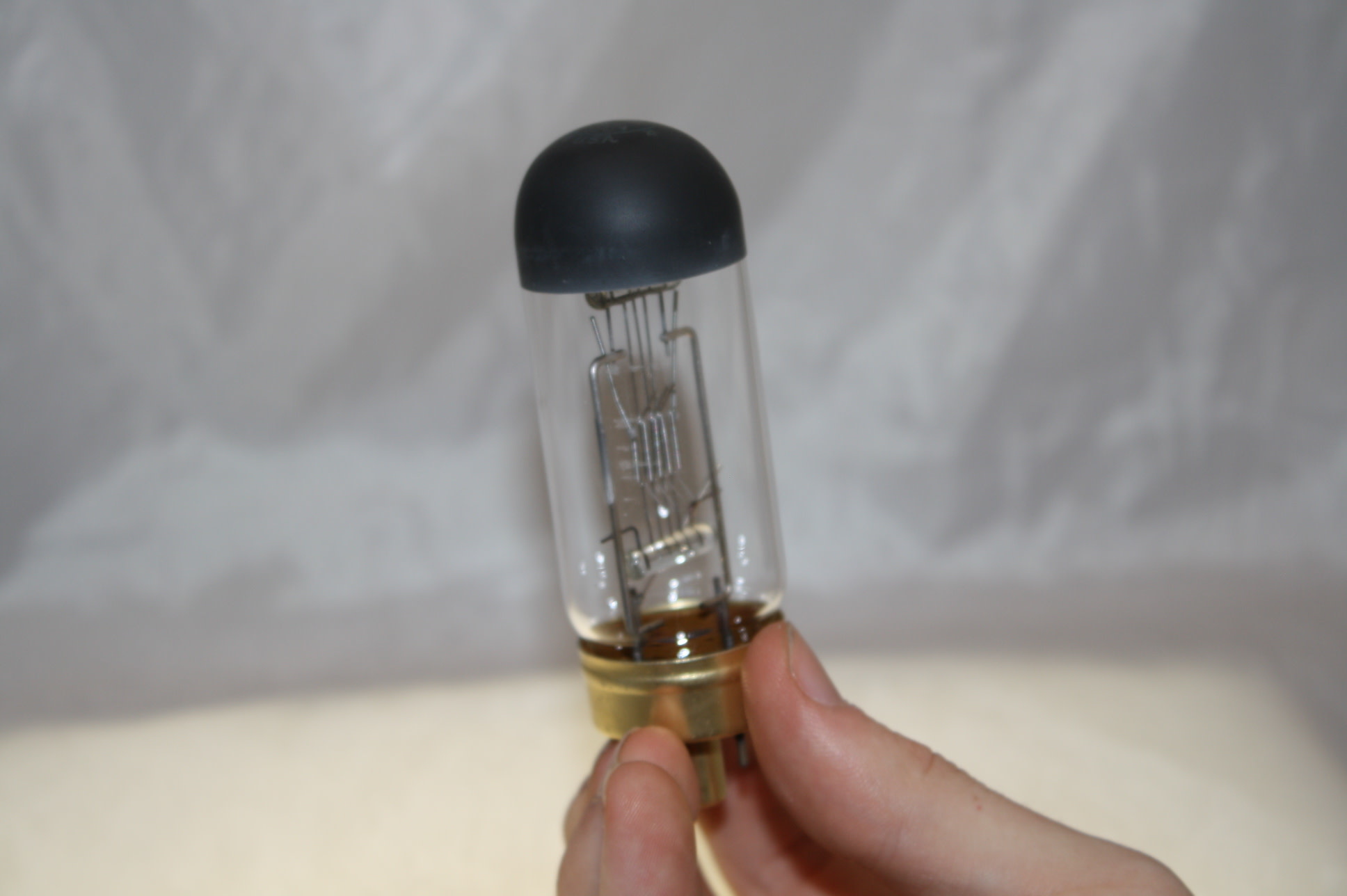 DAY/DAK Projector Projection Lamp Bulb 120V 500W - Camera Concepts ...