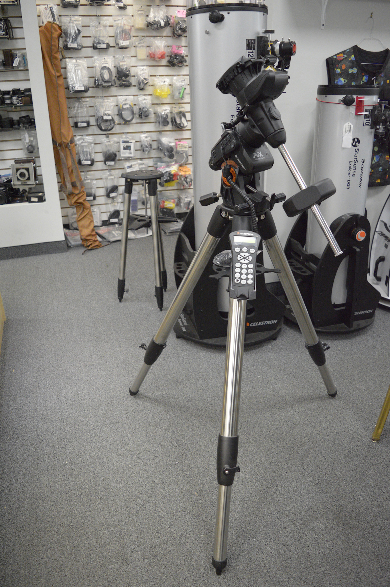 Celestron AVX Mount with Dec Cable, DC Cord and Spreader and Computer ...