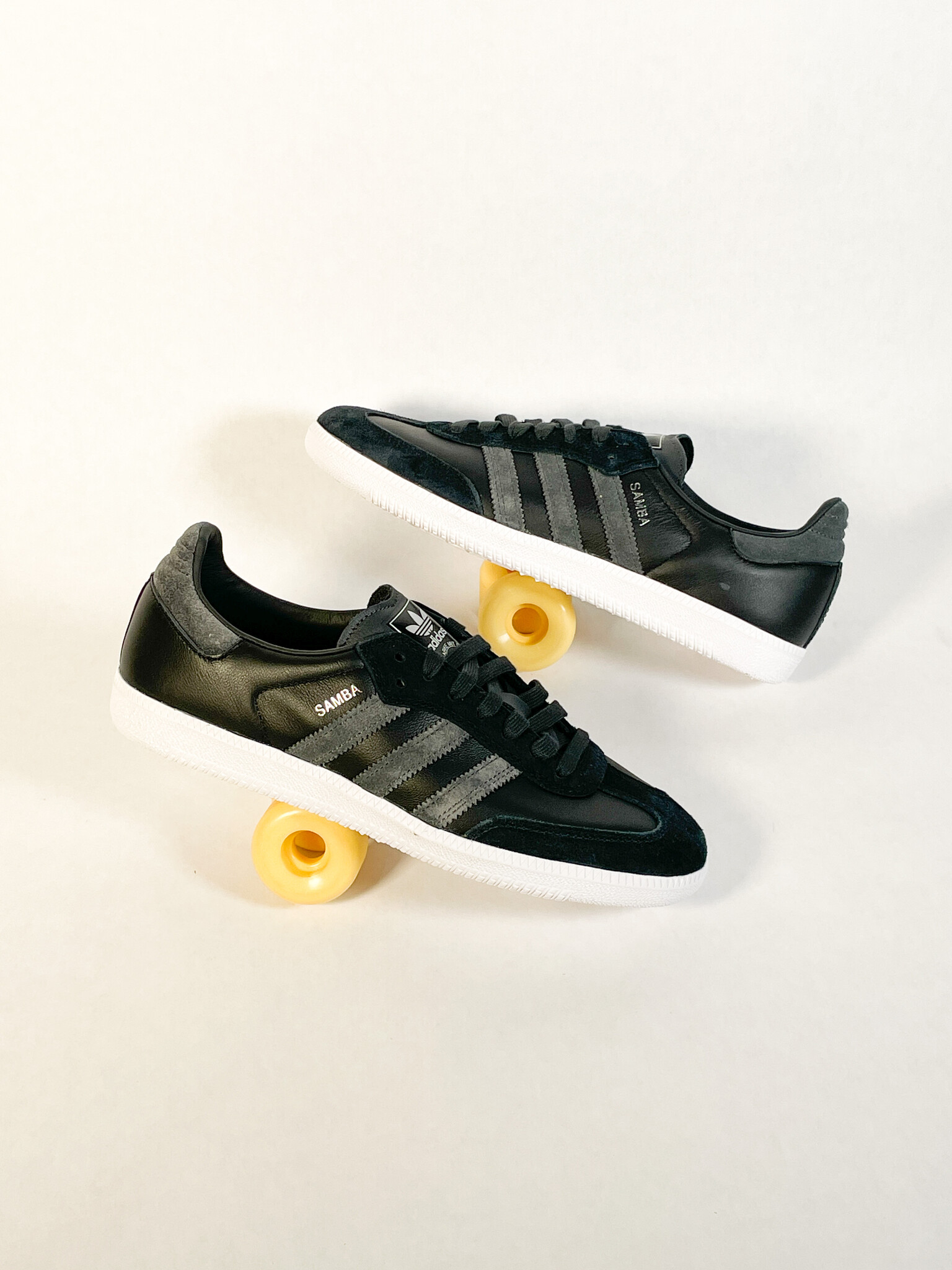 ADIDAS SKATE SAMBA ADV CBLACK/CARBON/SILVMT - KINGSWELL - Los Feliz
