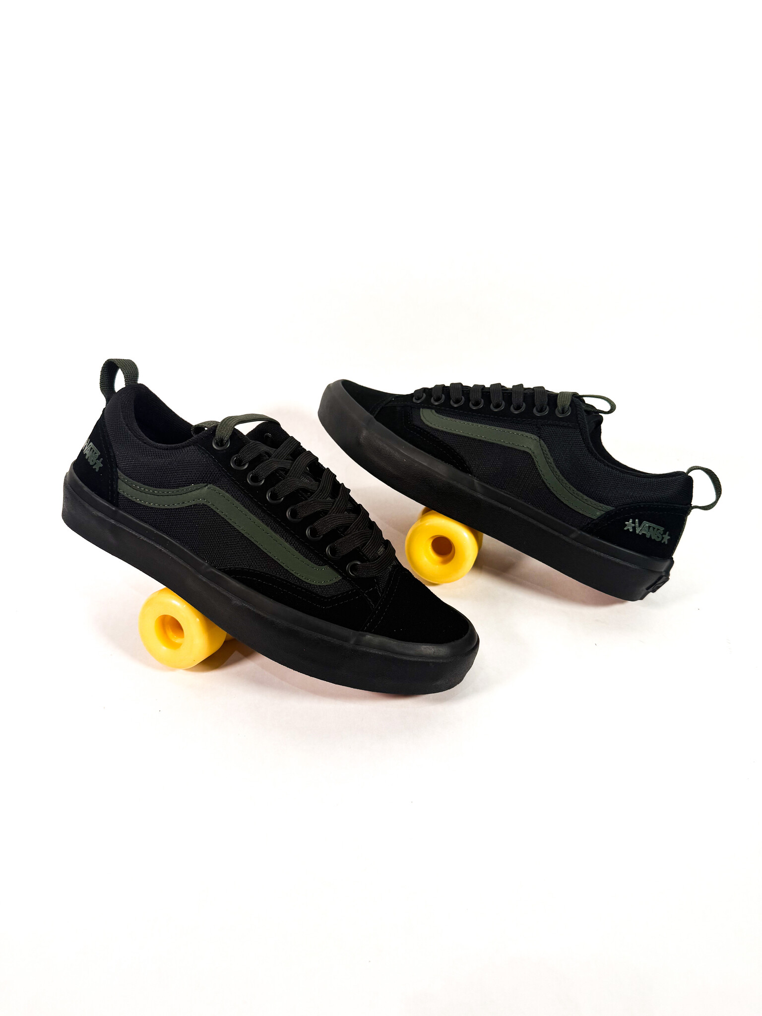 Skate Old Skool 36+ Atiba - Black / Dark Grey - KINGSWELL - Los Feliz