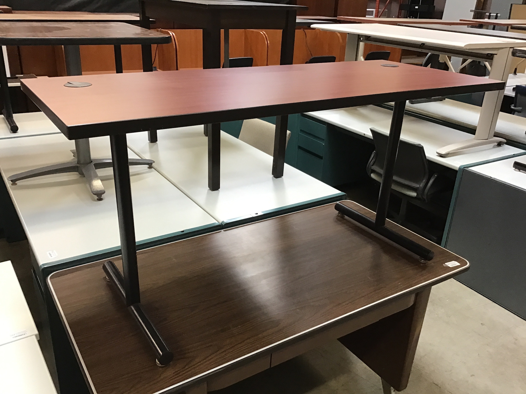 24x60x29” Cherry color laminate black metal legs work table 3/18/25 - ND Surplus