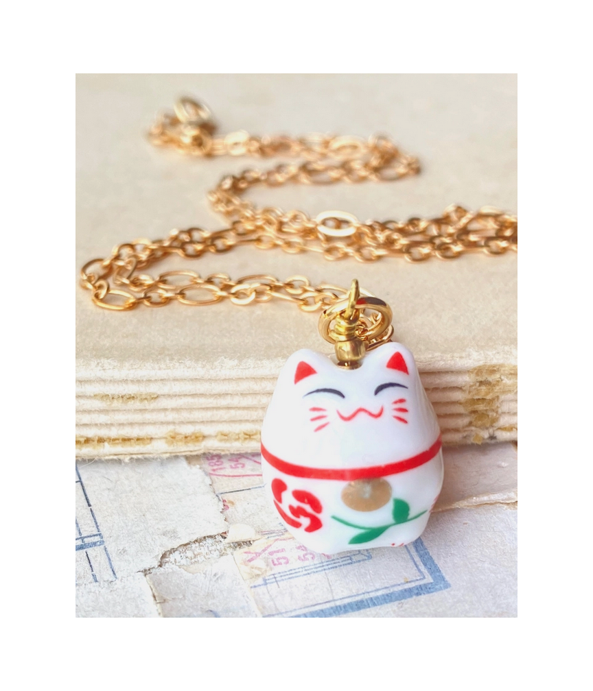 Red Lucky Cat Porcelain Necklace - Home