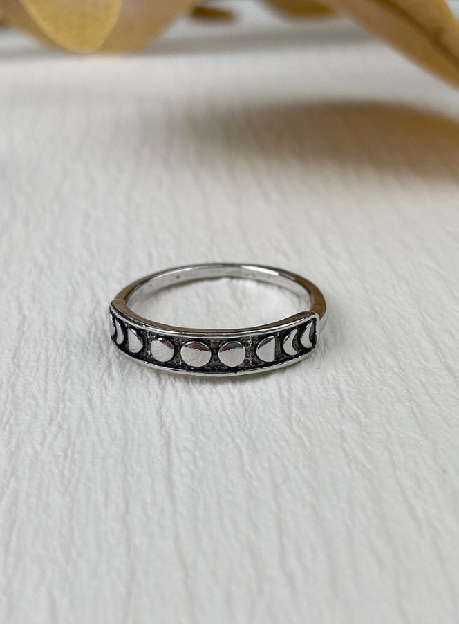 Vintage Silver Moon Phases Ring - Home