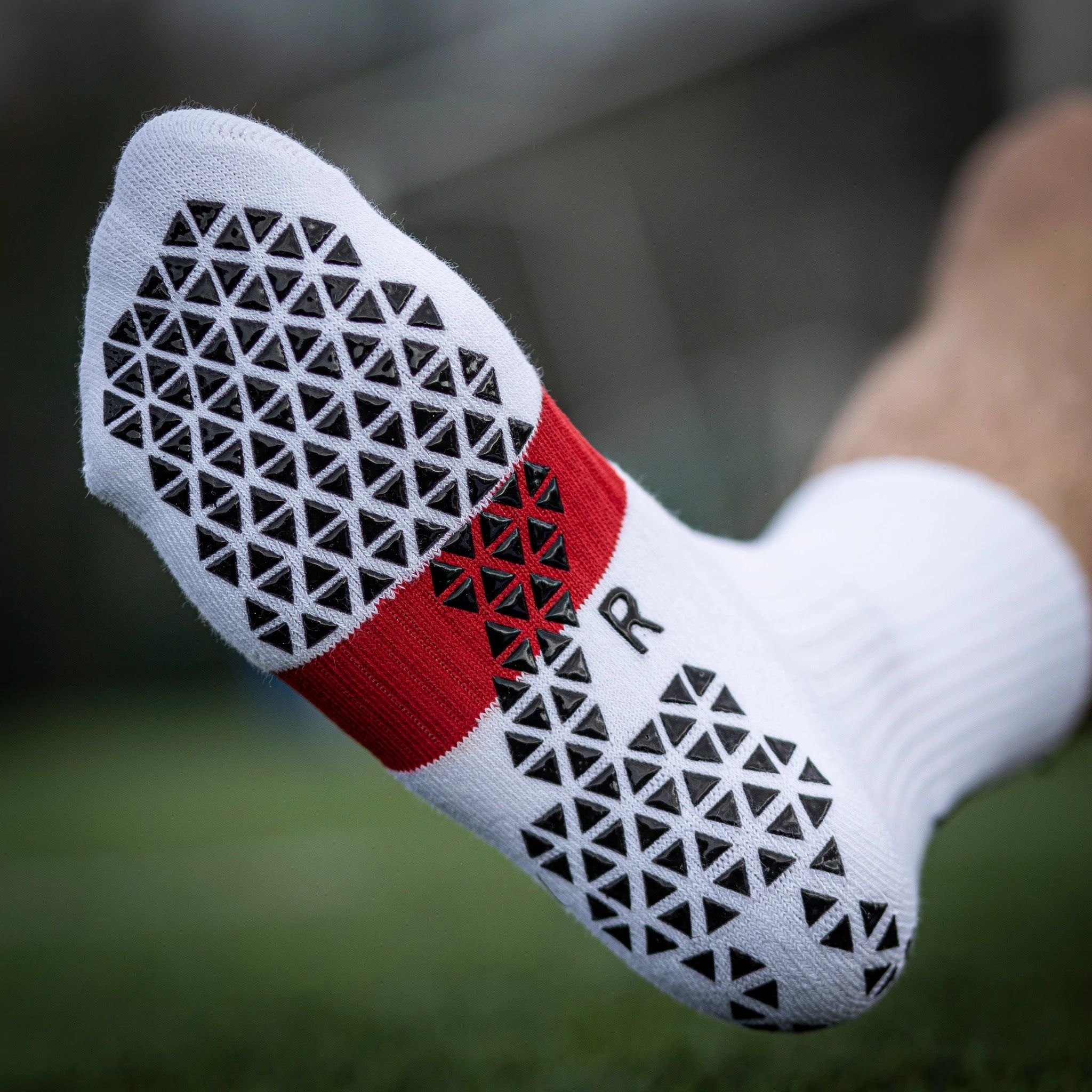 PURE GRIP SOCKS PRO - SoccerWorld - SoccerWorld
