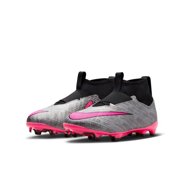 Firm Ground (FG) Soccer Cleats - Soccer World - SoccerWorld